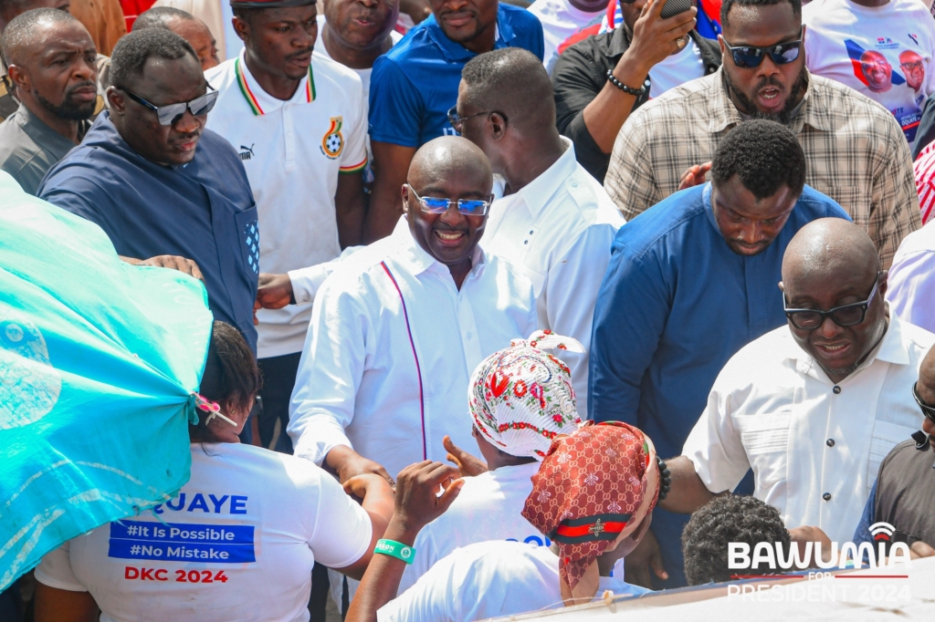 Bawumia takes campaign tour to Western Region - MyJoyOnline