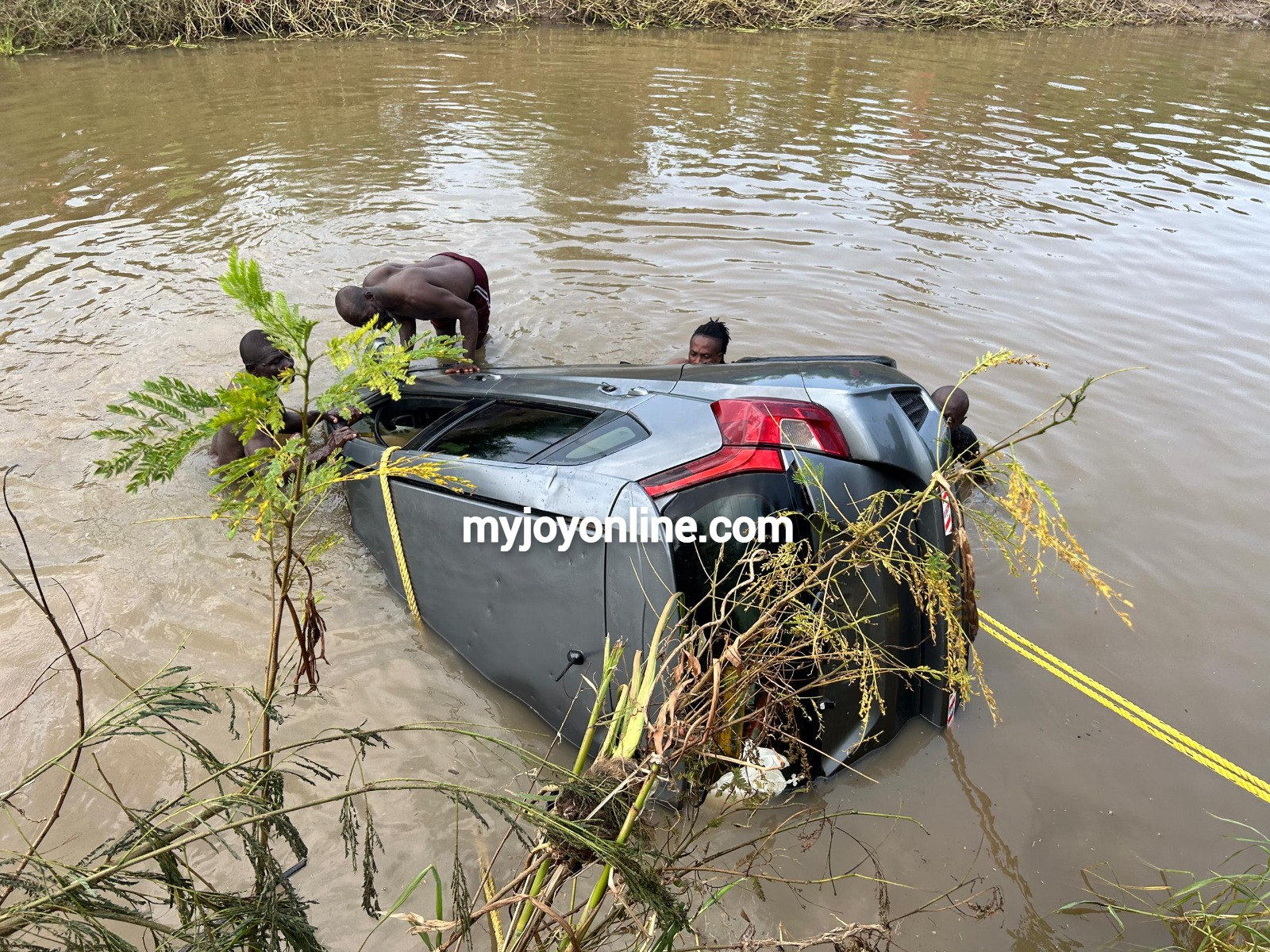 Driver found dead after car submerges in floodwaters on Accra-Tema ...