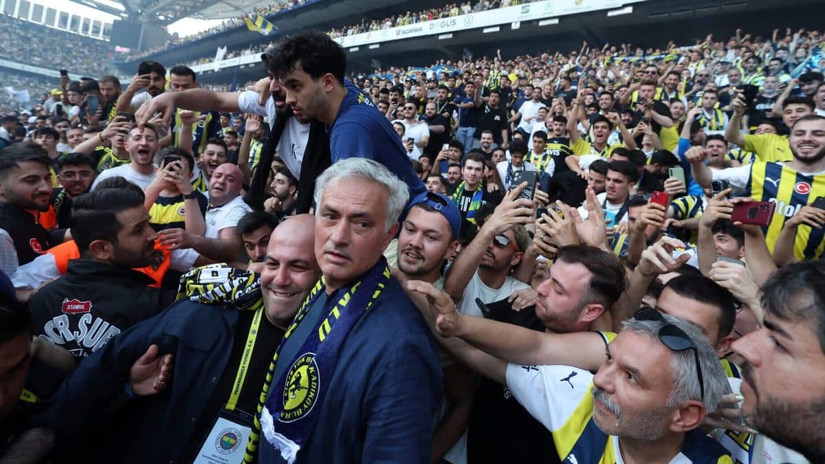 Mourinho perfect fit for Fenerbahce coaching role– Stephen Appiah ... Mourinho perfect fit for Fenerbahce coaching role– Stephen Appiah ...