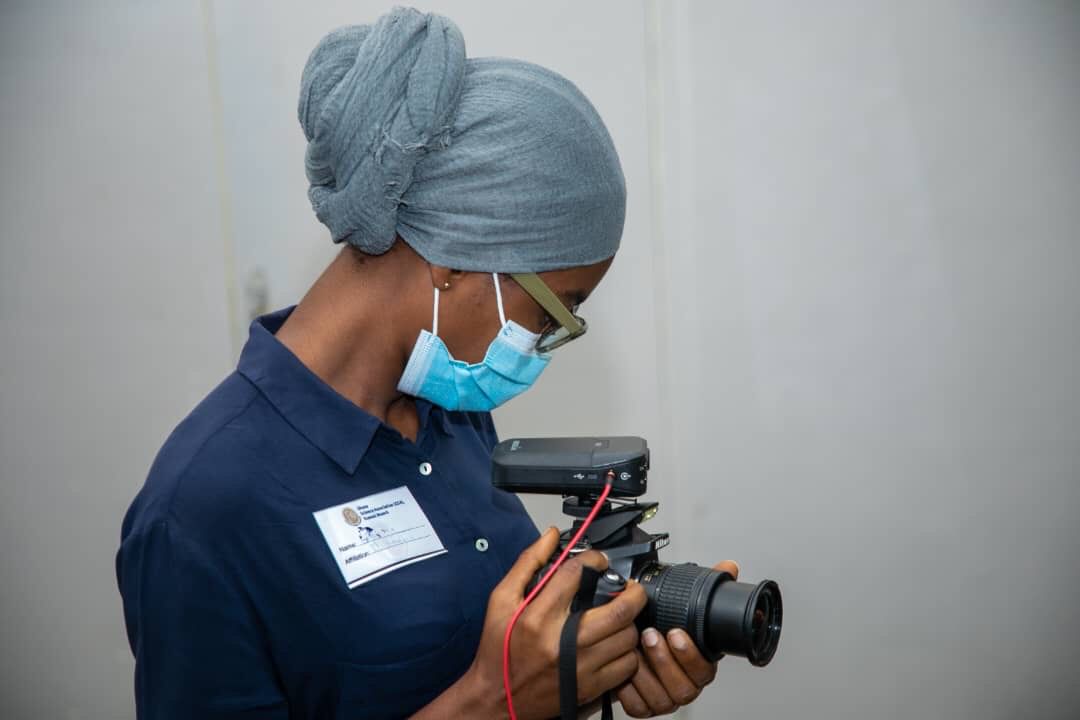 Females behind the lens: Breaking barriers confronting female video ...