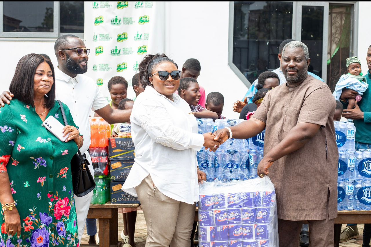 NSS Deputy Director Gifty Oware-Mensah donates to the needy, holds ...
