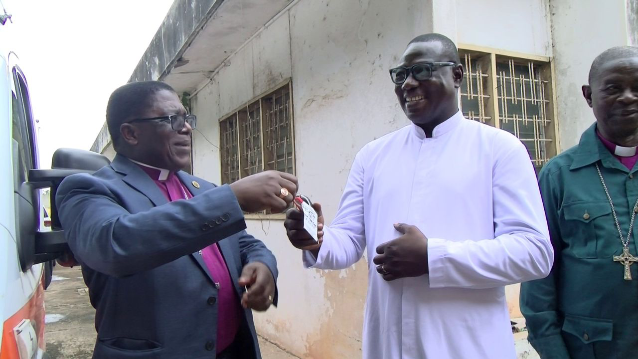 Edward Osei-Boakye Trust Fund donates ambulance to Battor Catholic ...