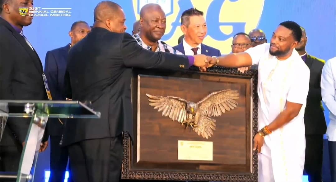 John Mahama commends Evangelist Seth Quaye for donating 150 acres of ...