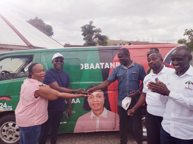 Kwame Awuah-Darko donates van and party paraphernalia to Juaben ...