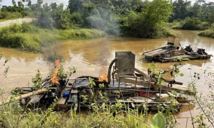 Police destroy 120 changfang machines at Wassa Gyapa - MyJoyOnline