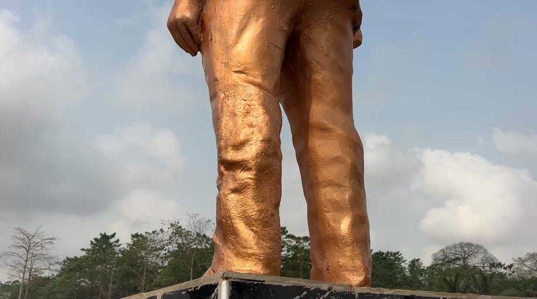 Statue of Akufo-Addo repaired after damage - MyJoyOnline