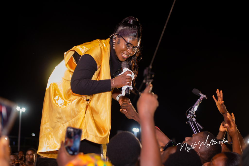 Esther Smith reiterates excitement about her return to the music scene ...