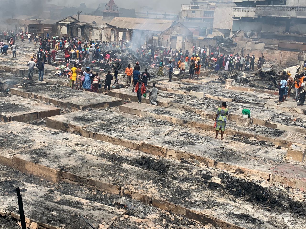 Kantamanto Market fire: One dead, over 30,000 traders affected, 7,000 ...