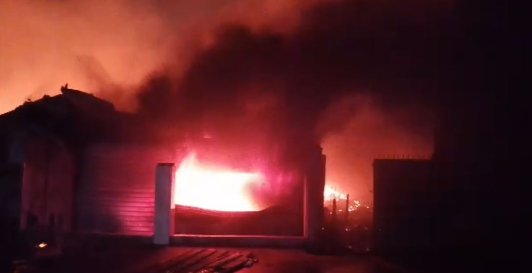 Fire destroys Kantamanto Market, displaces hundreds of traders ...