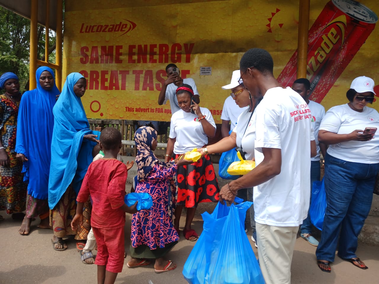 ANAQ foundation provides meals to street children in Kumasi - MyJoyOnline