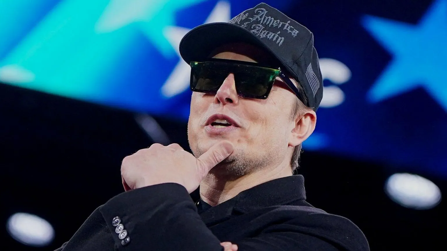 Elon Musk becomes first person worth $700 billion following pay package ...