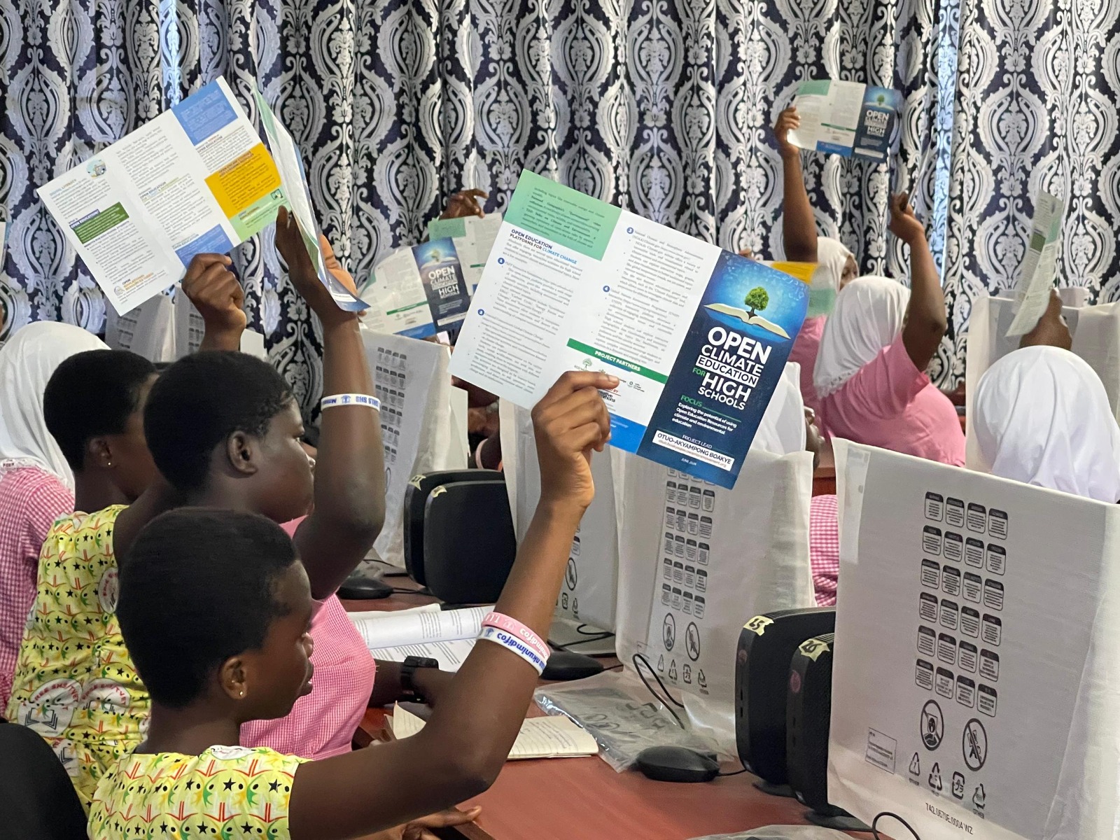 Open Knowledge Ghana hosts Climate Education Workshop - MyJoyOnline