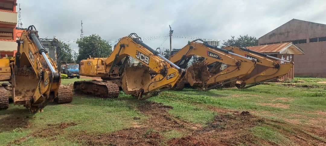 DVLA registers thousands of excavators, seizes non-compliant machines ...
