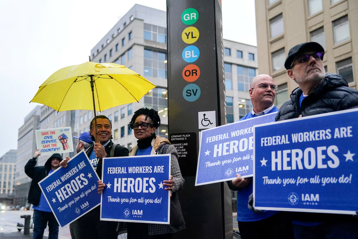 About 154,000 federal workers took Trump administration's buyout offers ...