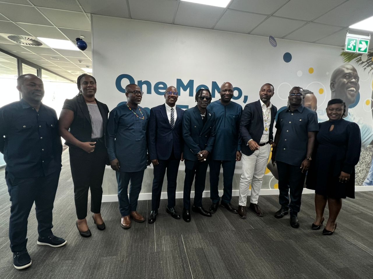 Shatta Wale visits Mobile Money Limited to express gratitude for ...