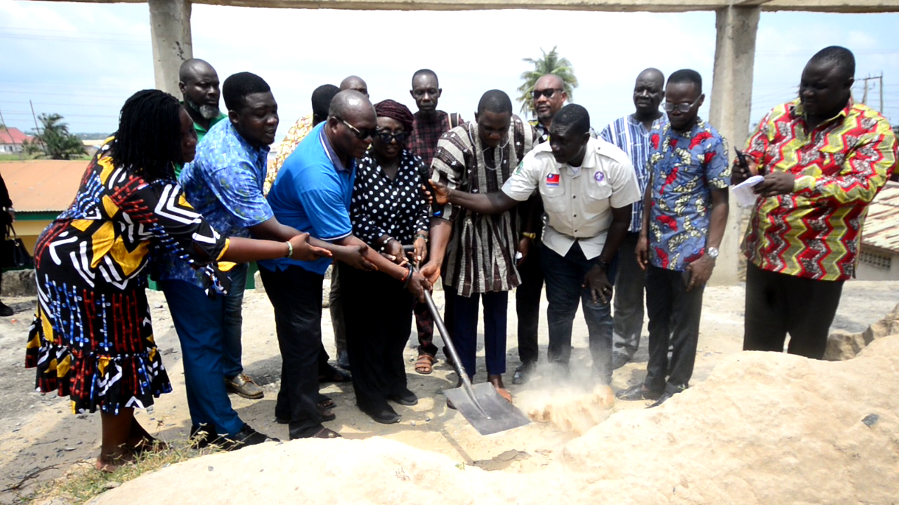 Dzifa Gomashie moves to resolve infrastructure deficit in Avoeme Basic ...