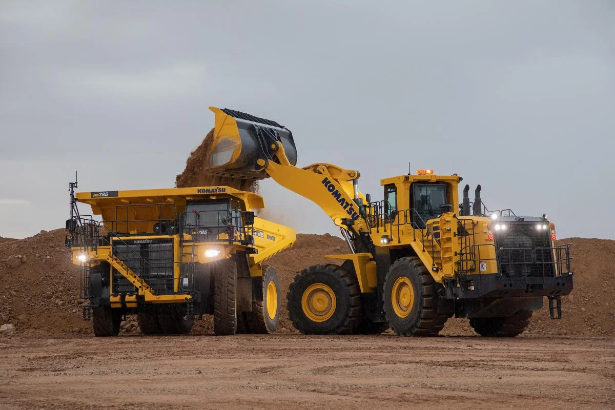 Heath Goldfields partners local firm, receives new mining fleet to ...