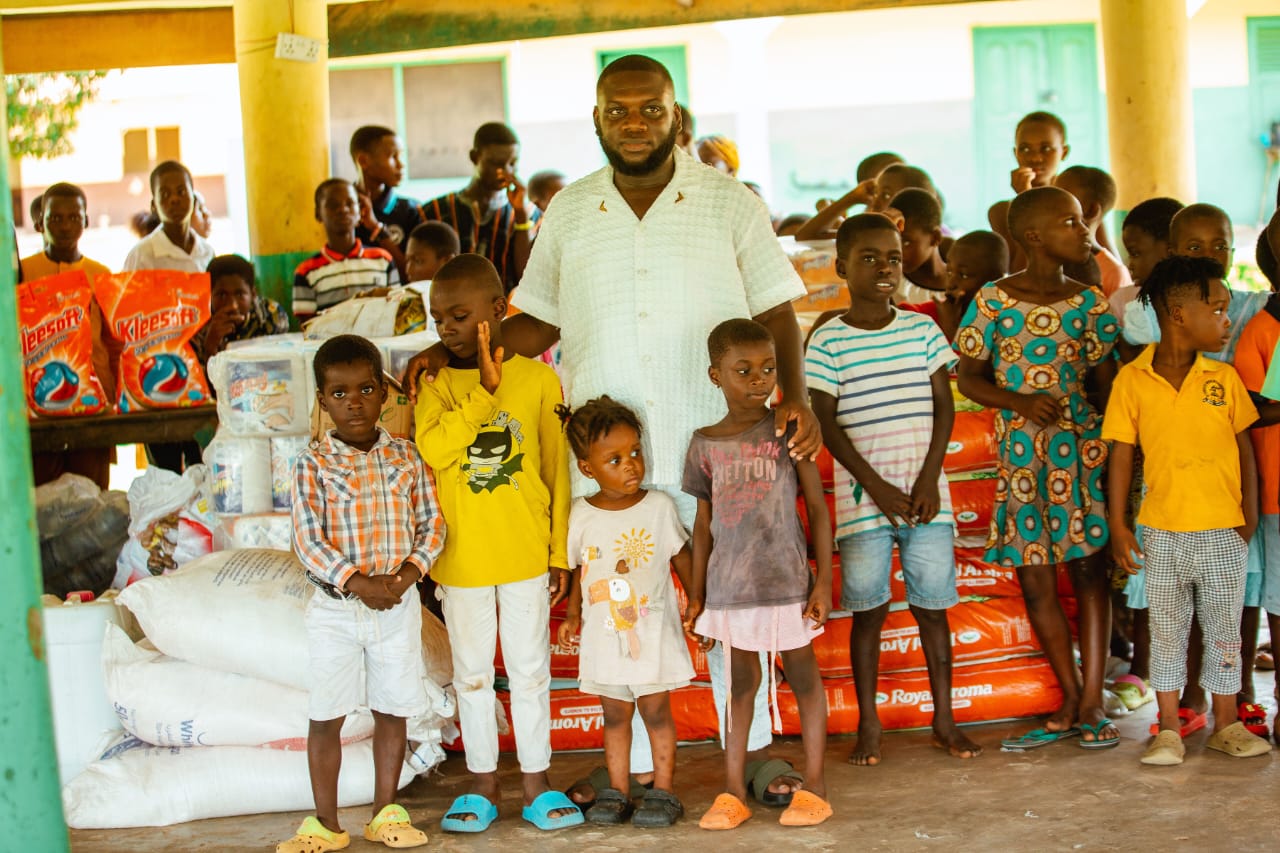 HAKLA SC Vice President marks birthday with donation to Children’s home ...