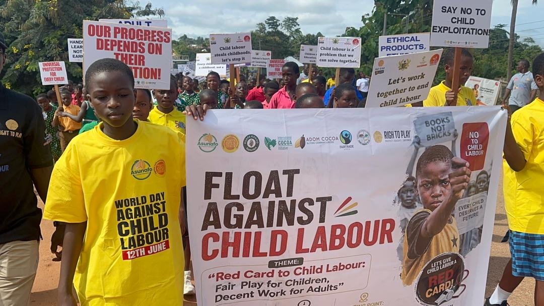 Stakeholders unite in Ahafo Region to flash red card against child ...