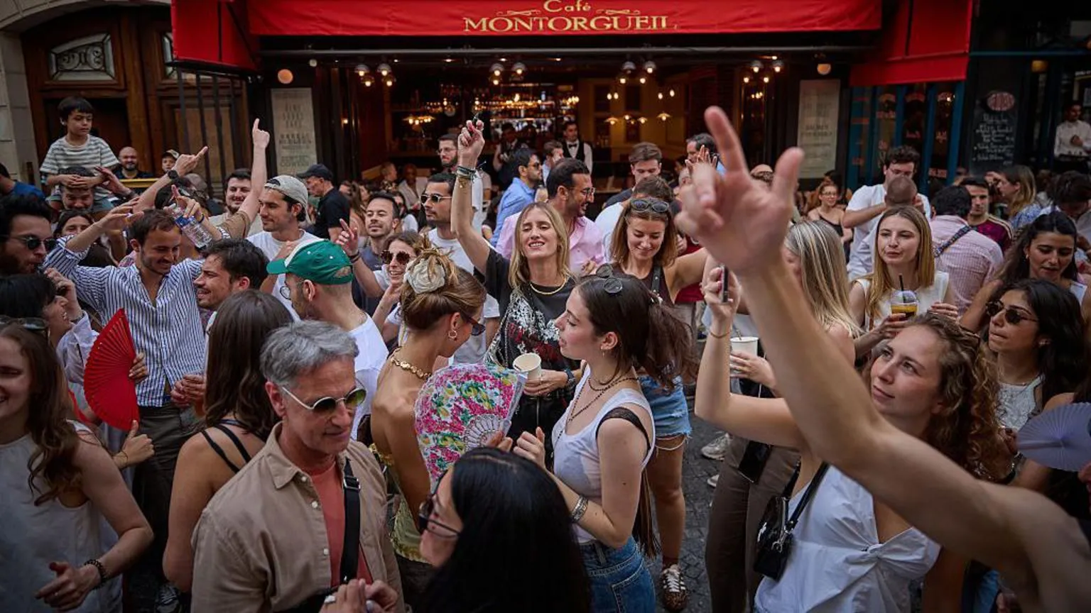France bans alcohol at music festival events under red heatwave alert ...